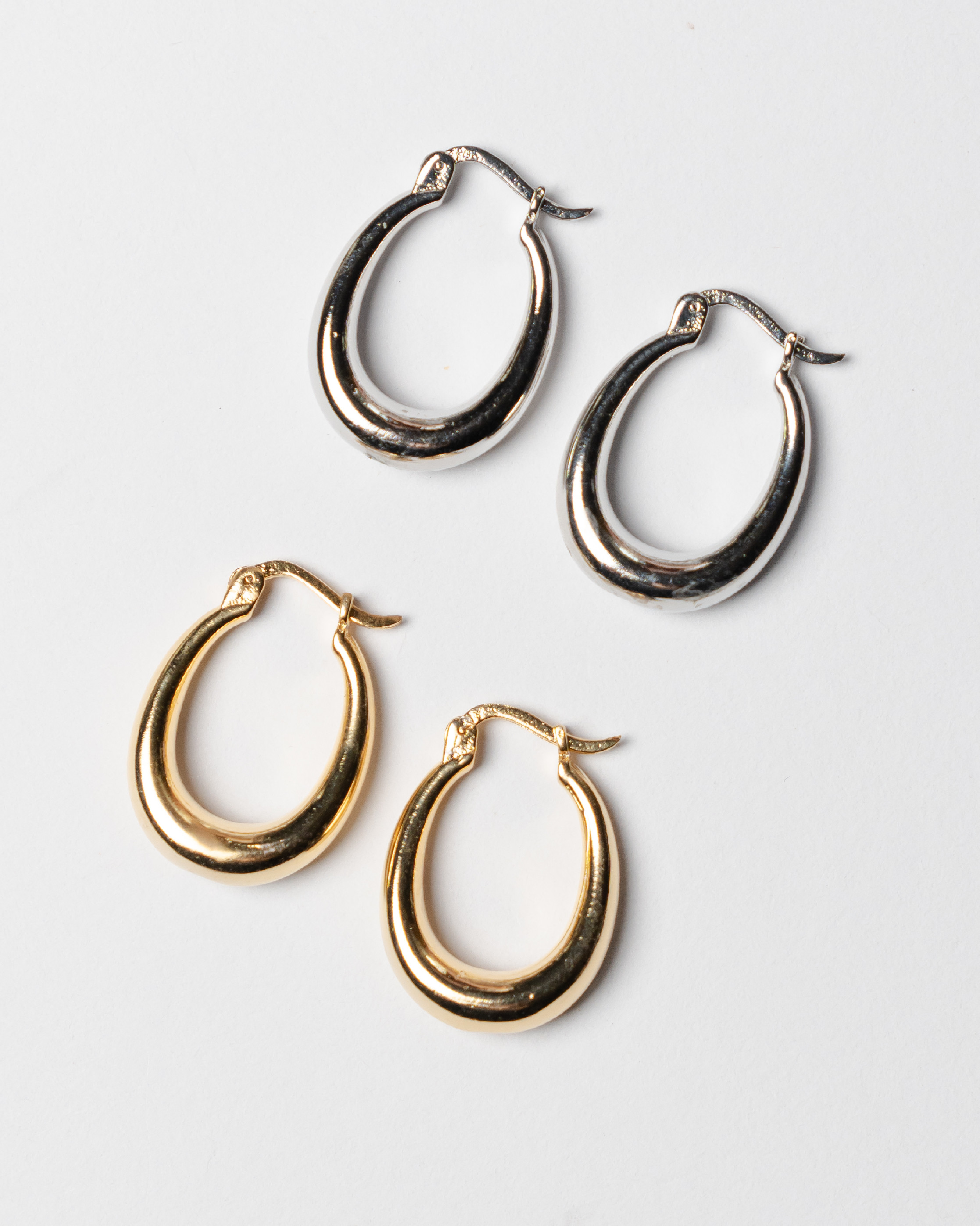 ESSENTIALS - LE jewelry